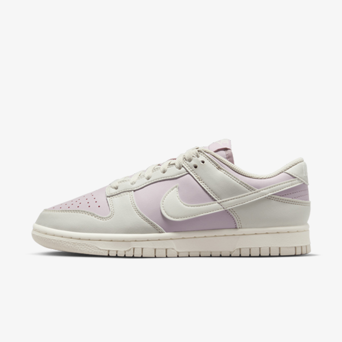 Nike Dunk Low | Buzz Sneakers